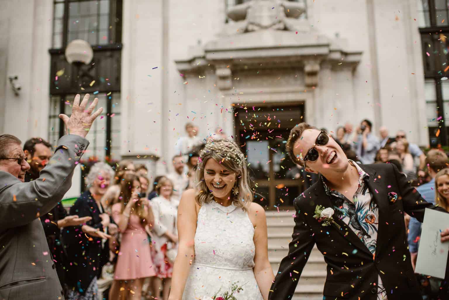 What type of confetti should I use for awesome photos?